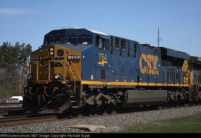 CSX 754